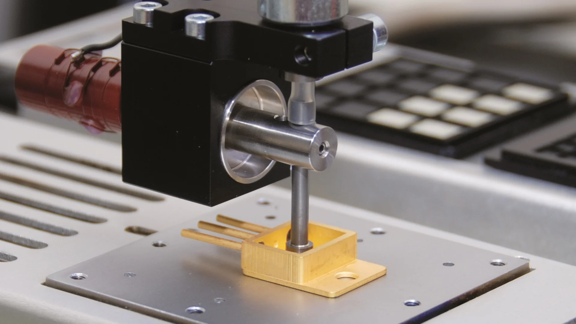 Tresky offers a wide range of application options for ultrasonic DIE bonding - Tresky